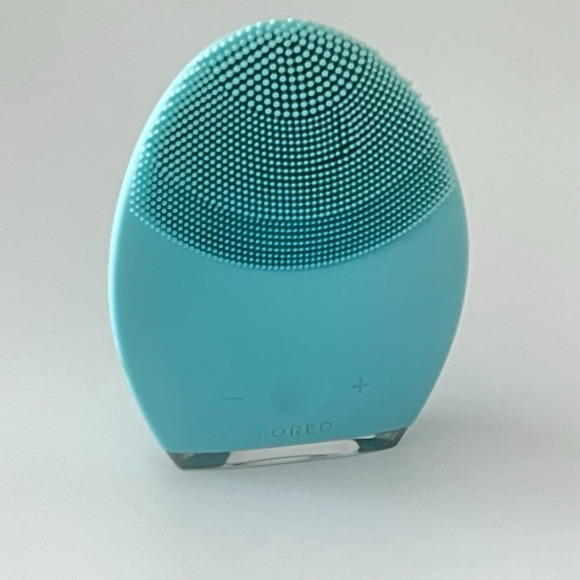 FOREO | Skincare | Foreo Luna 2 Combination Skin Facial Cleansing Brush ...
